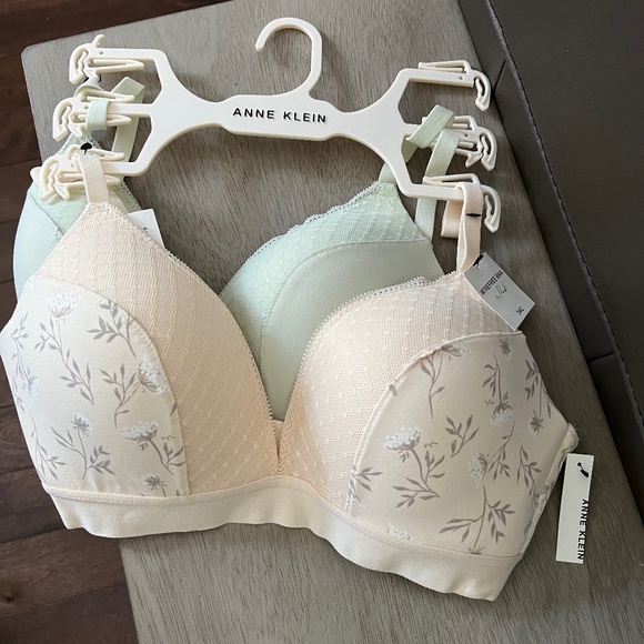 Anne Klein | Intimates & Sleepwear | Anne Klein Bras 2 Pk | Poshmark